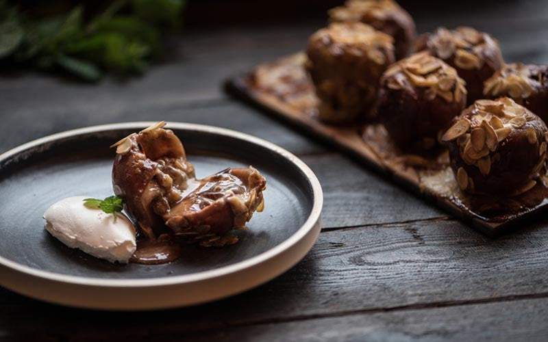 DIMLJENE PUNJENE JABUKE NA KAMADO ROŠTILJU – SomMar Adria d.o.o.